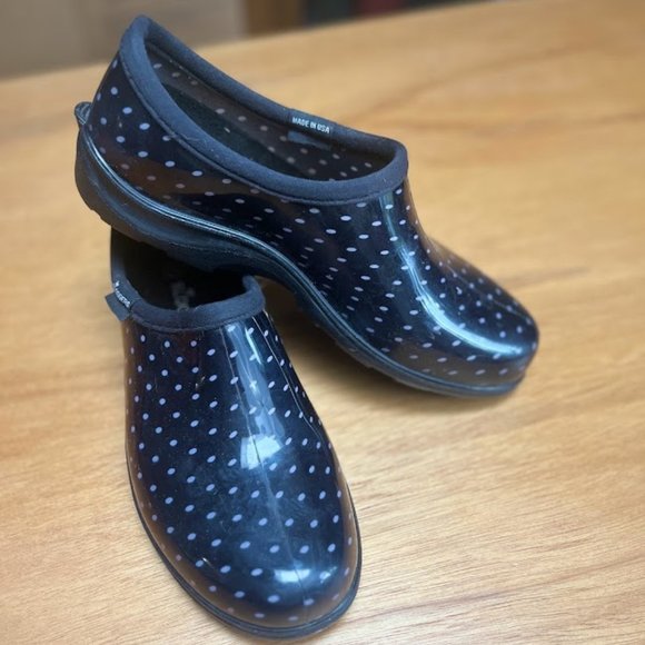 Sloggers | Shoes | Sloggers Black With White Polka Dot Rain Shoes ...